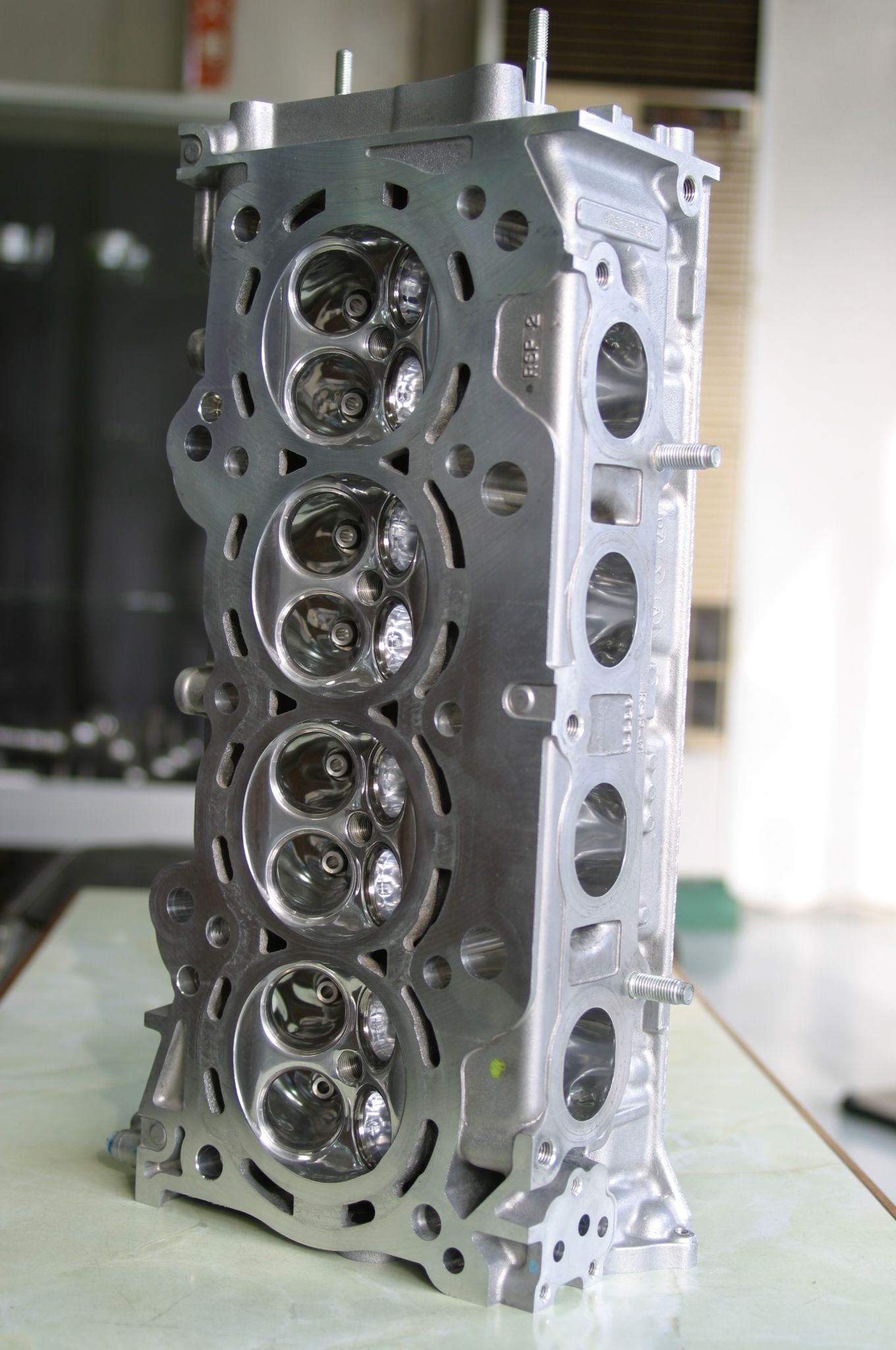 JUN MACHINE SHOP - Inside JUN Machine shop - K20A FD2 のキレイなヘッド